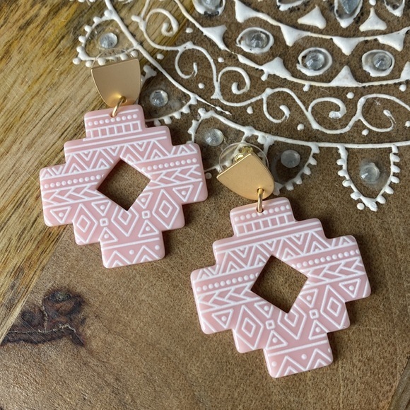 Jewelry | Light Pink Aztec Drop Earrings | Poshmark